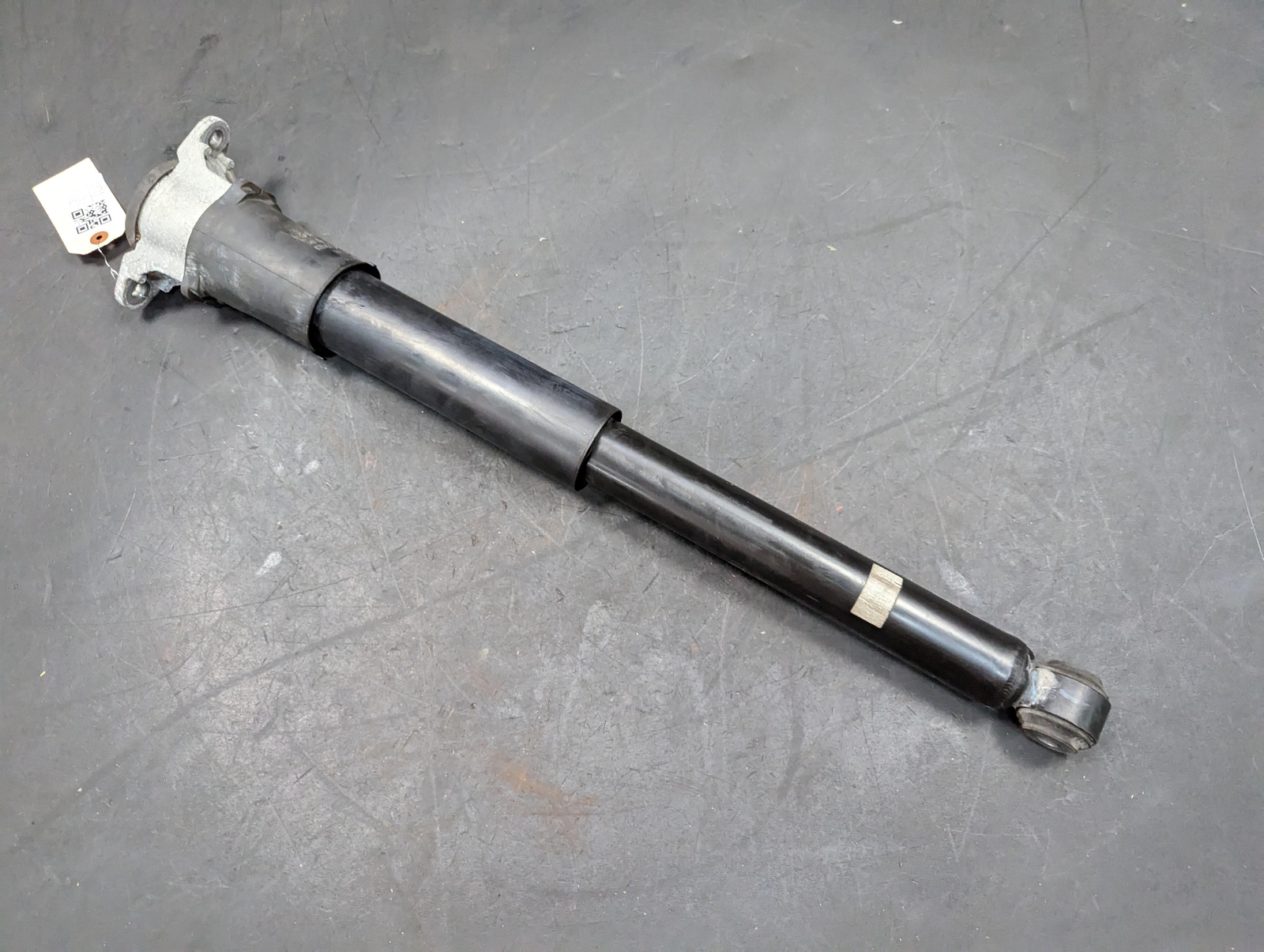 Rear Right Shock Absorber W/ Mount 2019 Mazda CX-5 KN3L-28-700A 2017 ...