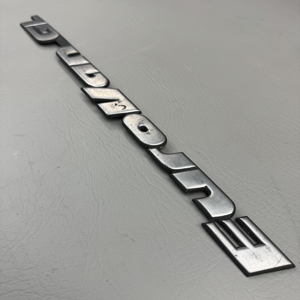 VW EUROVAN 1992-1994 1996-1997 1999-2004 Rear Trunk Emblem / Badge ...