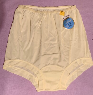VINTAGE 1950's NYLCREST YELLOW FULL BRIEF PANTIES ~ 100% ACETATE ...