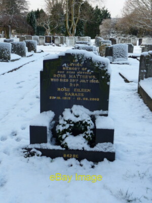 Photo 6x4 Matthews Family Grave, Waterfall Road Cemetery, London N14 ...