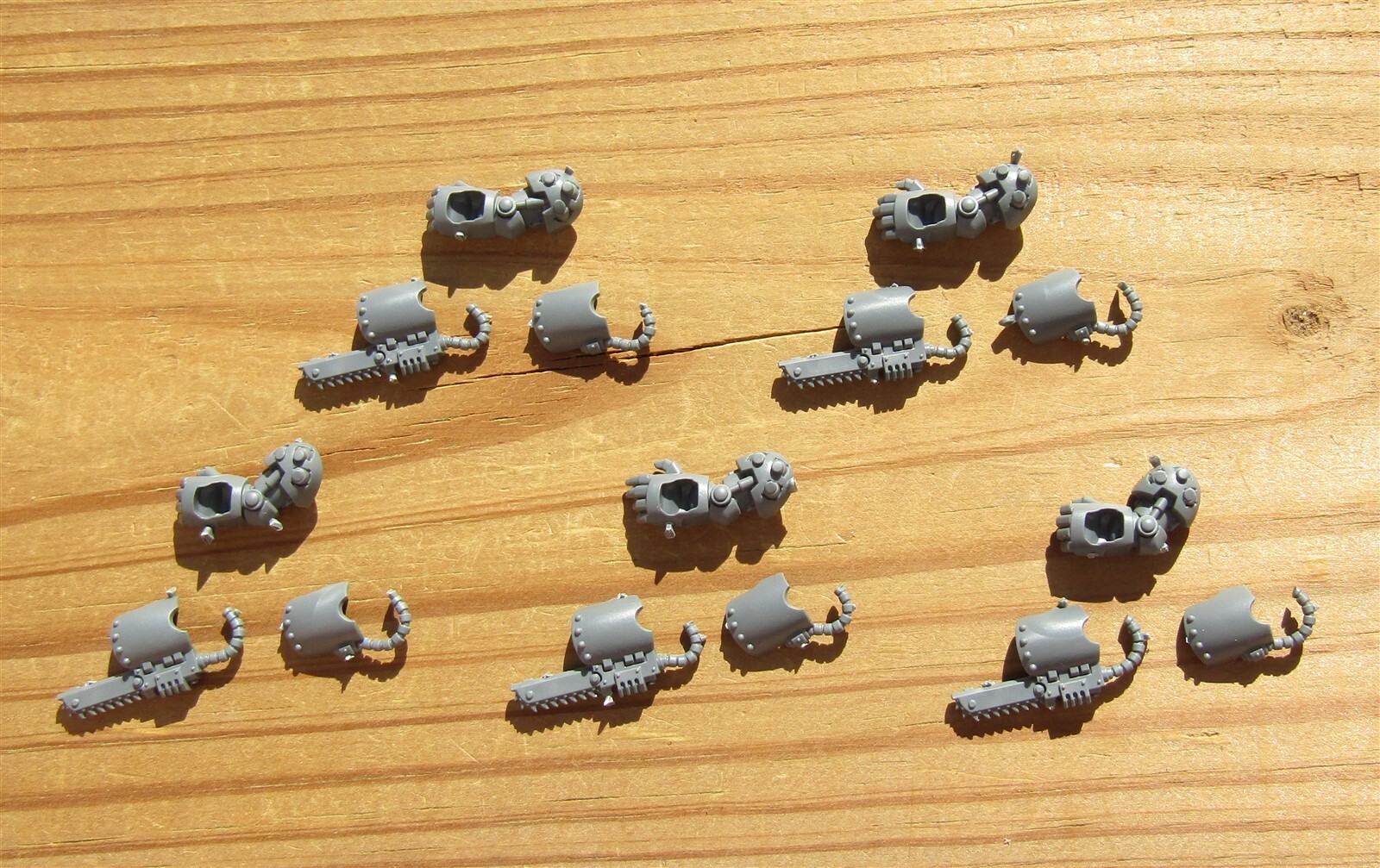 40K Space Marines Terminators Chainfist/Power Fist Arms Bits 5 Bitz ...