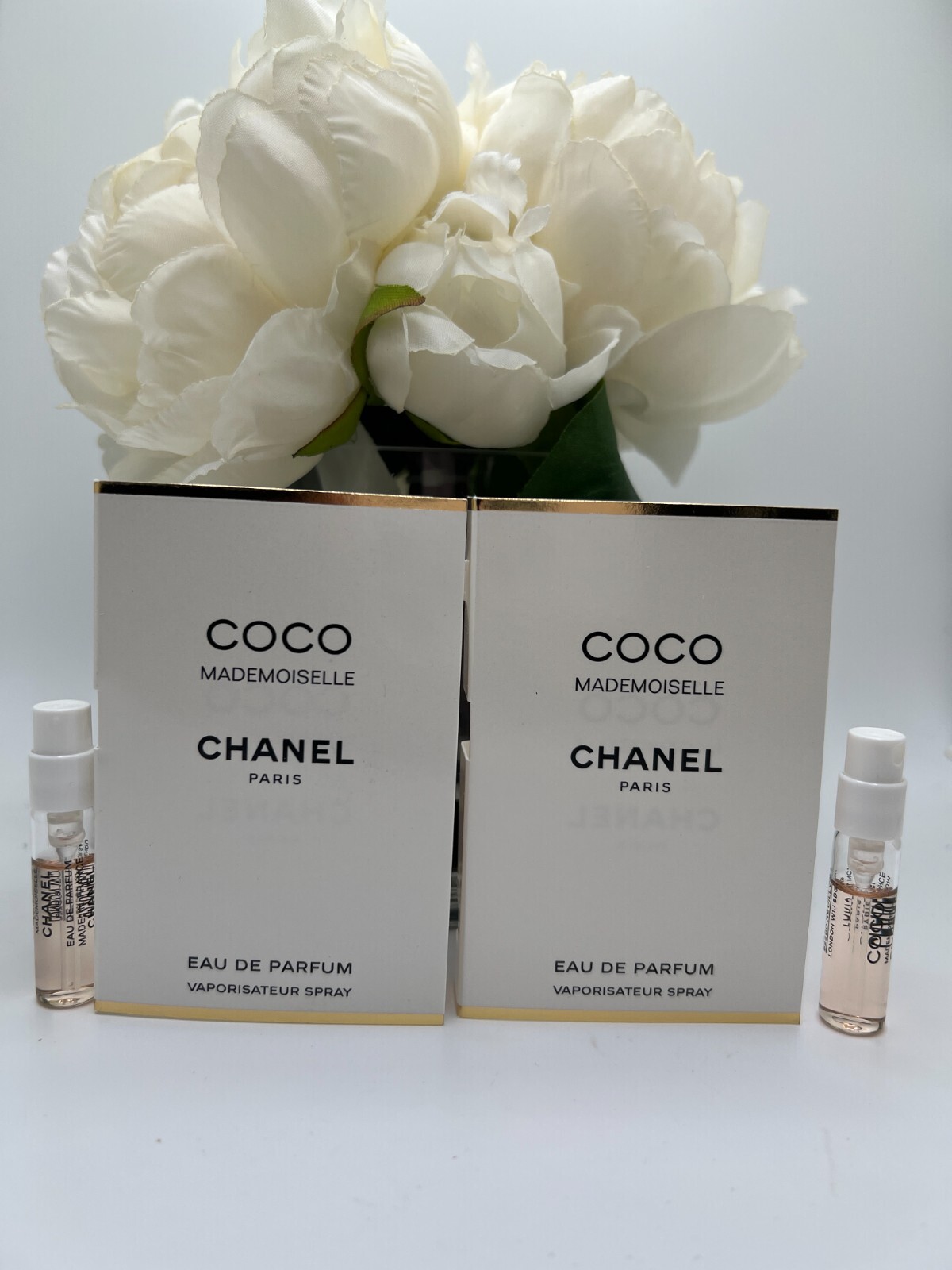 2x Chanel Coco Mademoiselle Eau de Parfum Sample Spray Vial 1.5 ml / 0. ...