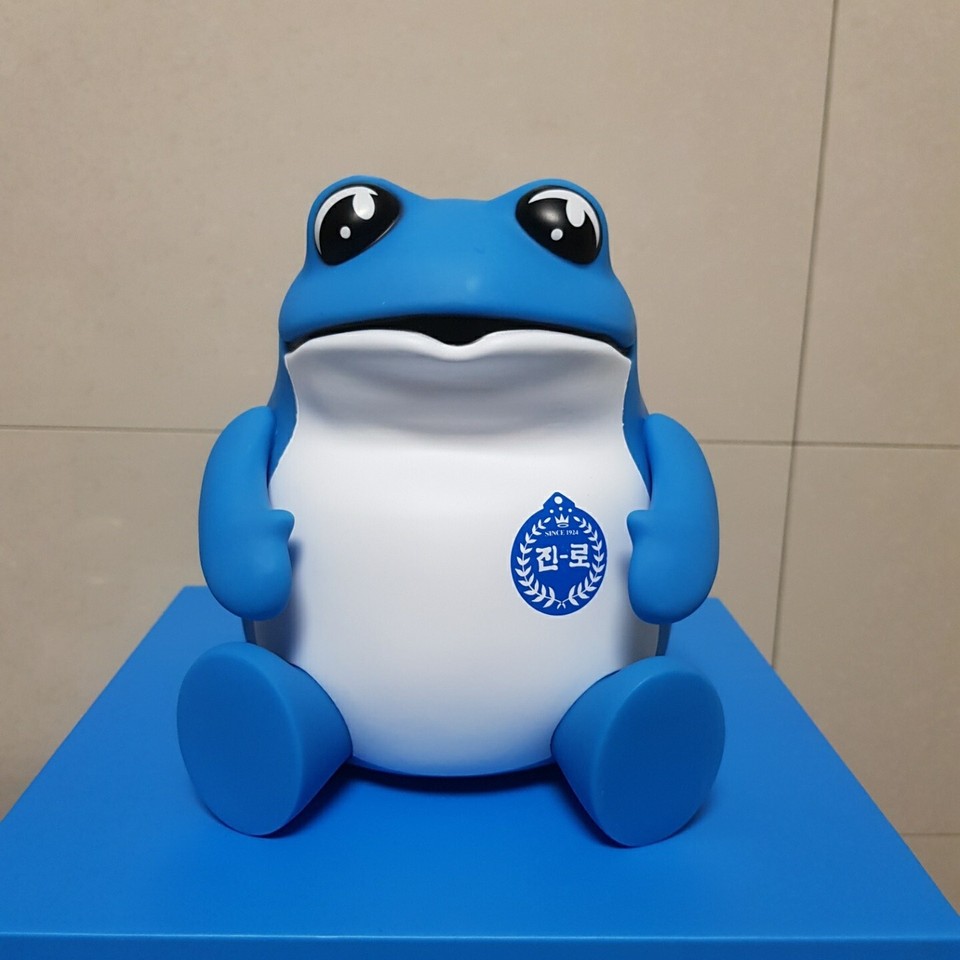 Hite Jinro Frog Toad Figure Blue & Pink Couple Set Korea Soju Brand | eBay