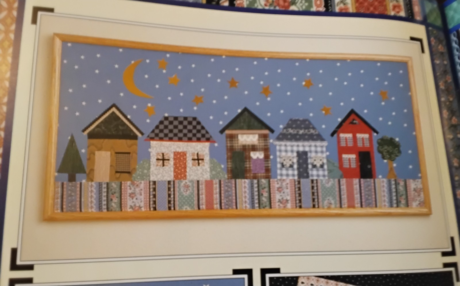 No-Sew Applique Hometown -Quilt, Craft, Sewing Pattern Book | eBay