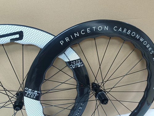 700C Road Bike Disc Brake Carbon Wheelset Width 25mm Clincher/Tubeless ...