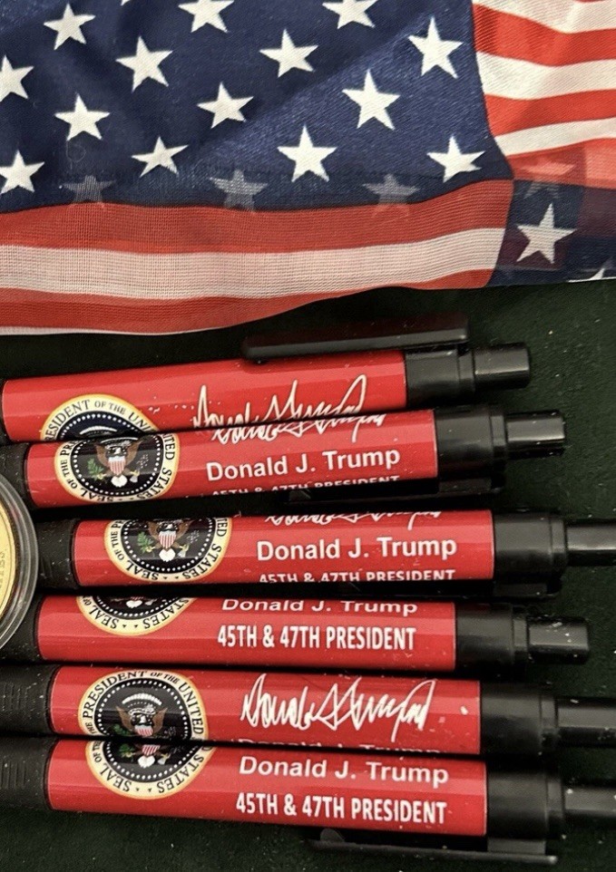 TRUMP PENS (4) WHITE HOUSE & EAGLE SEAL PRES SIGNATURE PEN REPUBLICAN ...