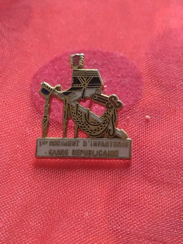 PINS PIN'S PIN BADGE VINTAGE COLLECTION LOGO 1ER REGIMENT D'INFANTERIE ...