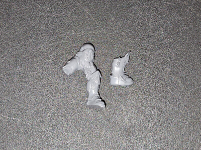 Warhammer 40k Miniatures Adeptus Custodes Custodian Guard legs Bits Lot ...