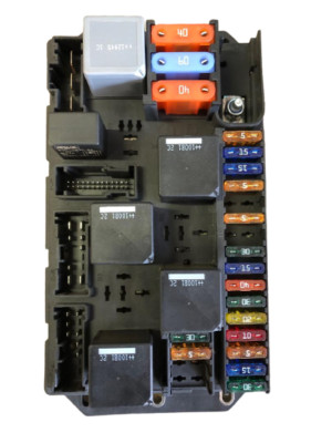 Range Rover HSE L322 10-12 OEM Rear Fuse Box Junction Relay AH42-14N030 ...