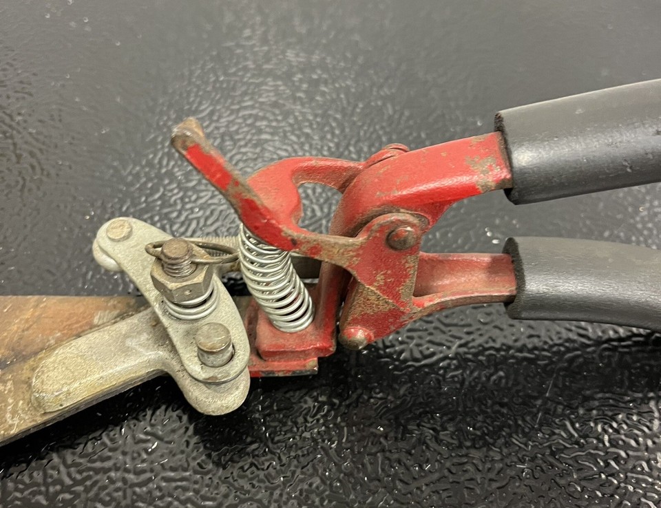 Vintage Garden Clippers Red Metal Black Cushion Grips Grass Shears Prop ...