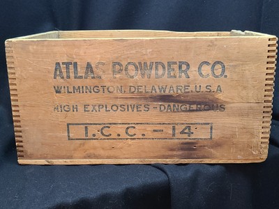 Boxes - Vintage Atlas Powder - Vatican
