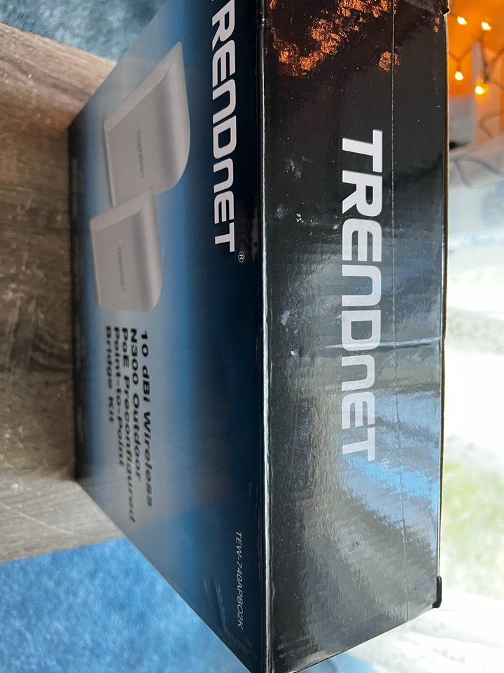 TRENDnet TEW-740APBO2K 10dBi Wireless N300 Outdoor PoE Point to Point ...