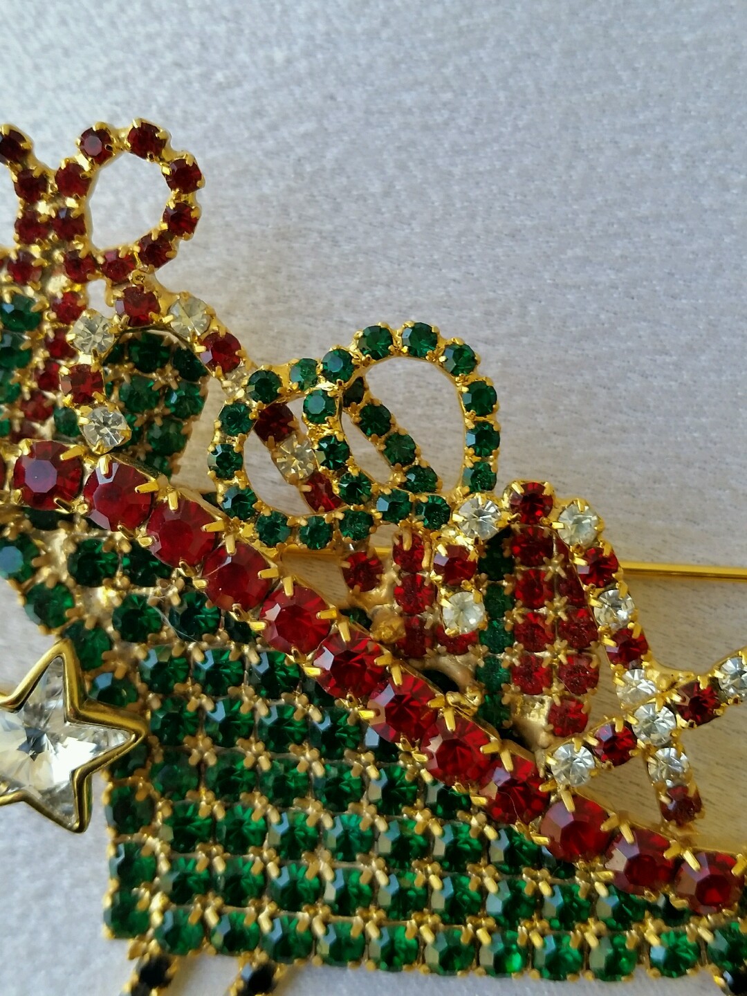 KIRKS FOLLY LIMITED EDITION PIN Number 1 of 500 SANTA CHRISTMAS SLEIGH ...