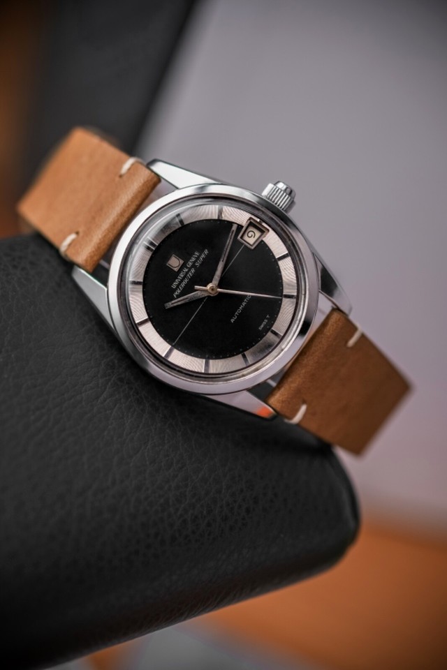 Universal Geneve Polerouter Super Ref. 860112/01 Automatic Microrotor ...