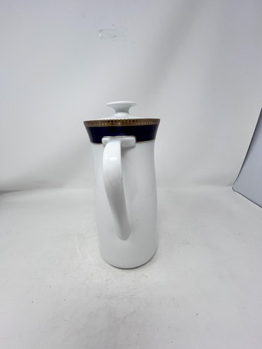 Thomas Rosenthal Germany Teapot Blue & White With Gold Trim 9 1/2”High ...