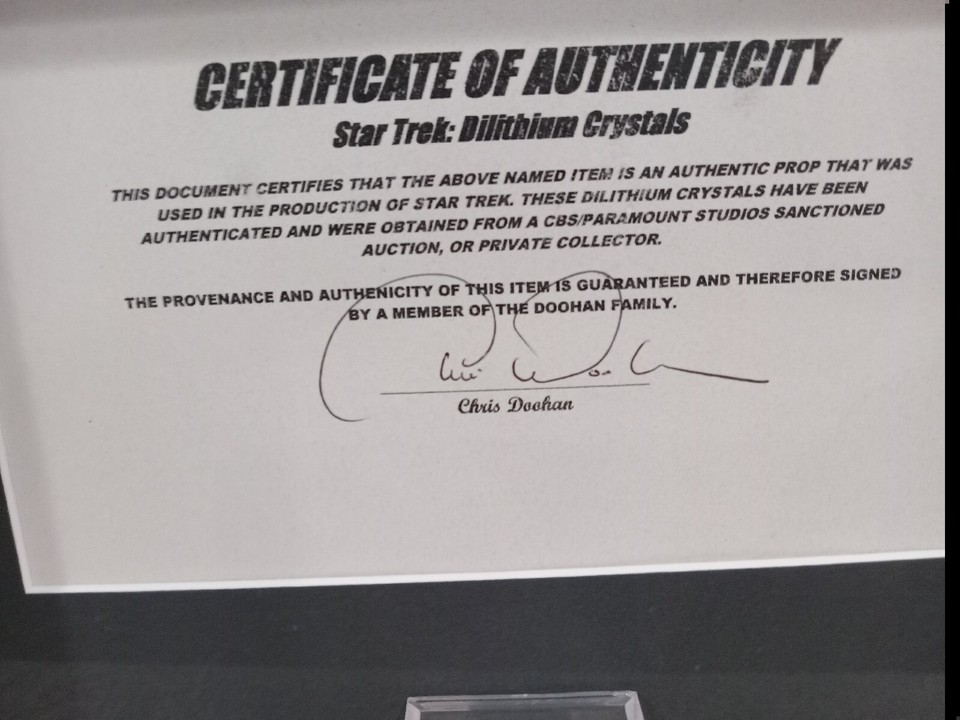 Star Trek Dilithium Crystal. The Source Of Warp Drive Power. Super Cool ...