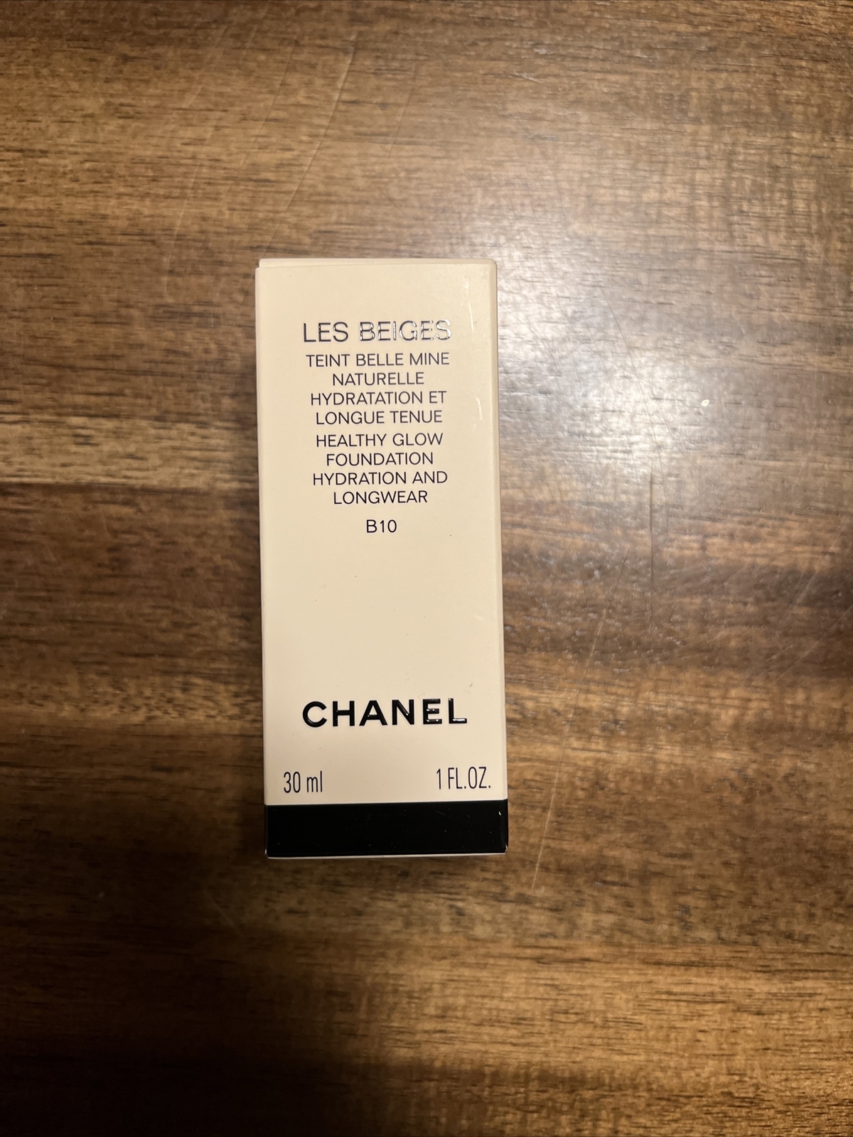 CHANEL LES BEIGES Healthy Glow Foundation Hydration and Longwear B10 ...