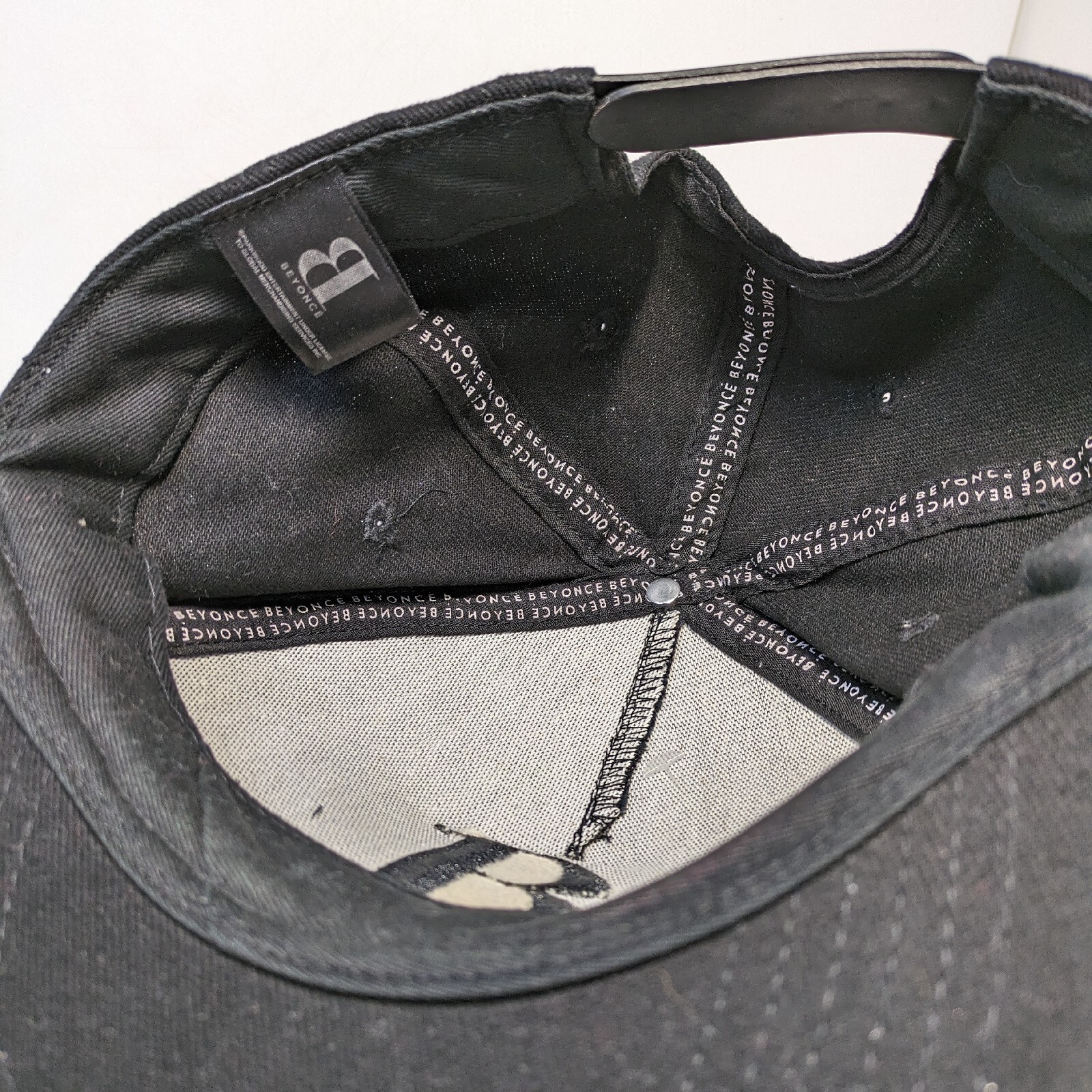 *RARE* Official Beyonce Backwards "B" Black Baseball … - Gem