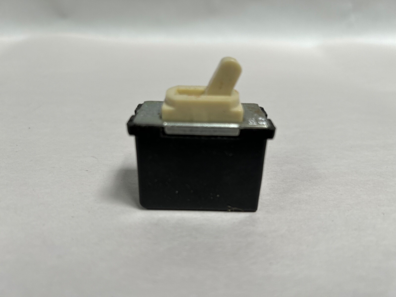 NEW Vtg Eagle 1103 3-Way Ivory Toggle Light Switch Despard ...