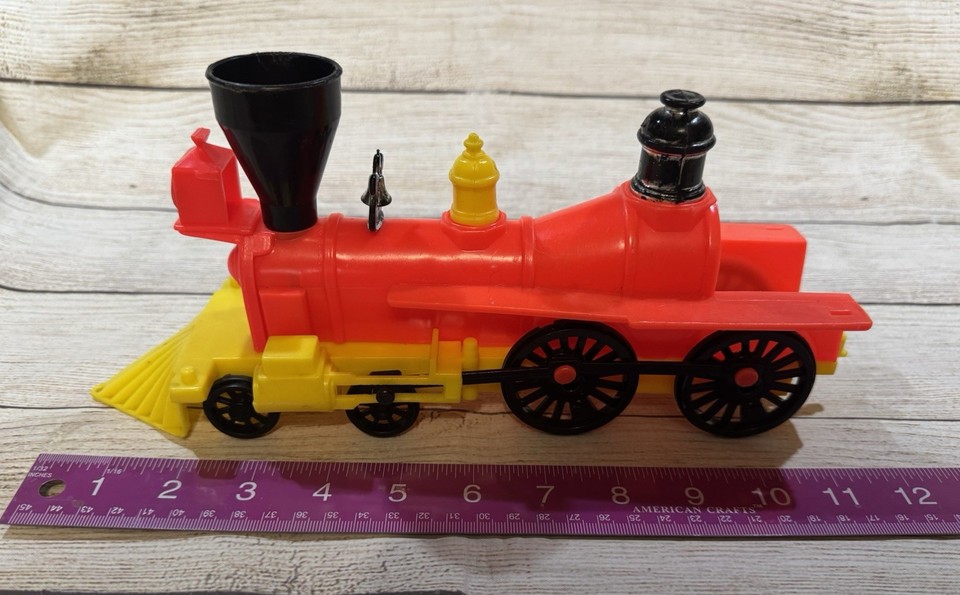 Vintage 1981 Tim Mee Toys 7676 Red & Yellow Plastic Steam Engine Train ...