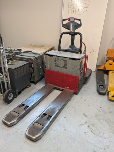 Raymond E85-13 Riding Pallet Jack with Battery | eBay