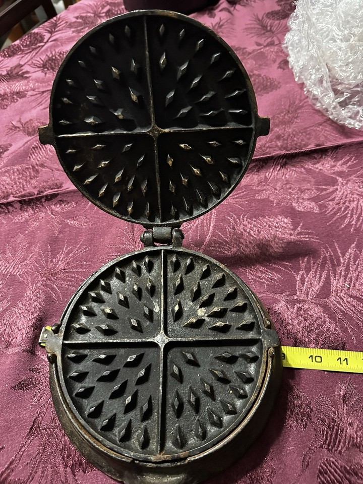 Antique Cast Iron Flip Waffle Maker and Base 7 X 8 Unknown Manufacturer ...