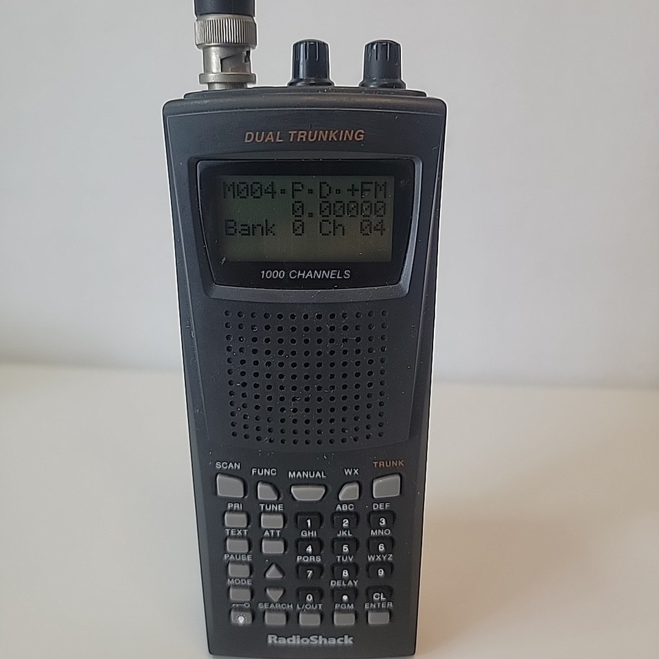 Radio Shack Model 20-525 PRO-95 Dual Trunking Handheld Scanner - Tested ...