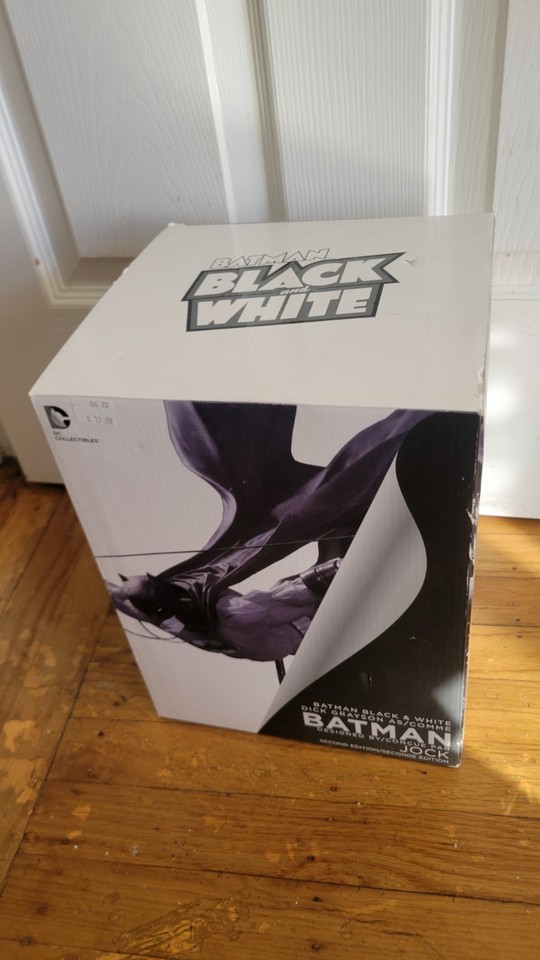 DC Collectibles Batman Black & White By Jock Polyresin Statue 2nd ...