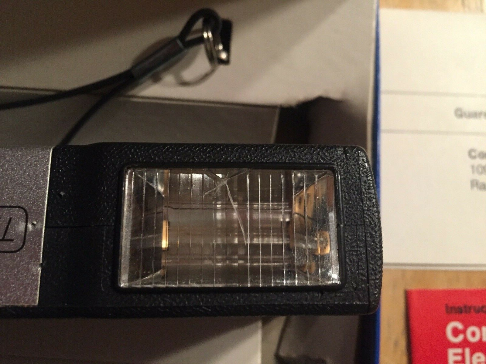 VINTAGE CONTINENTAL Pocket ElectroFlash 555 CAMERA with Wrist Strap NIB ...