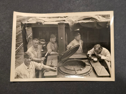 SOUPS ON! LUFTWAFFE COOKS CHEF FIELD KITCHEN WW2 WWII German Military ...