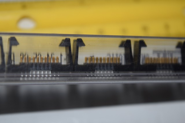 SAMTEC FTSH-110-02-L-D-LC 20-Pin Unshrouded 1.27mm R/A SMD Header -2 ...