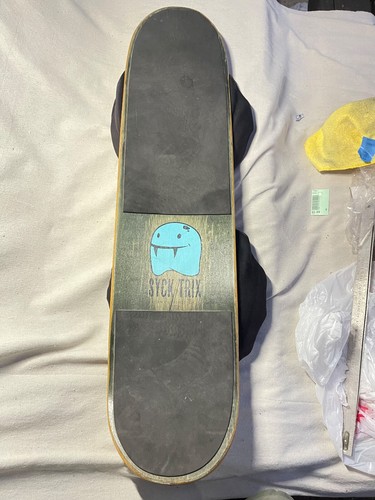 Syck Trix Indoor Trick Practice Balance Skateboard Needs new Inner ...