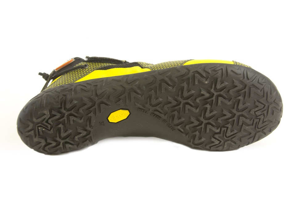 Lizard Footwear Women's Kross Amphibious Yellow Trail Shoes $109.95 NEW ...