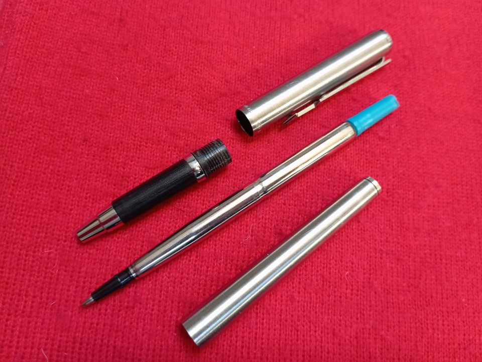 Parker Arrow Rollerball Pen. MK III. Flighter/CT. New PC Blue Medium ...