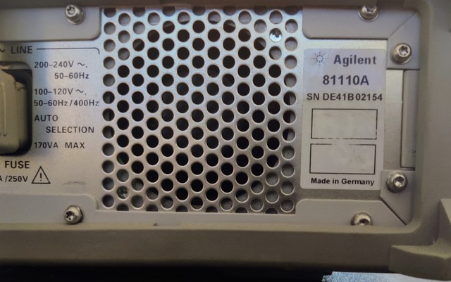 Agilent 81110A Pulse Generator With 2 Units of 81112a for sale online ...