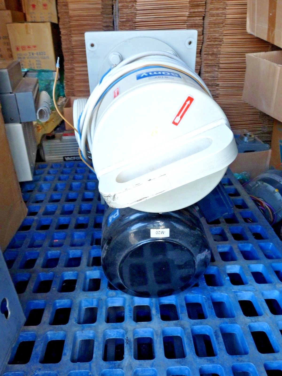 RENNER 24/340 RT-PP-24/340-1.8D/3-270 MAGNETIC CENTRIFUGAL PUMP W ...