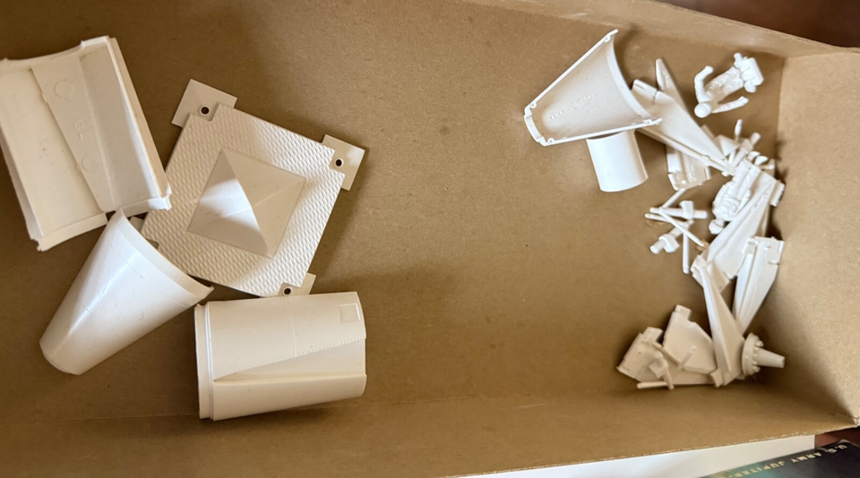 Vintage. Hawk models. Jupiter C Rocket with Explorer. Historic Kit from ...