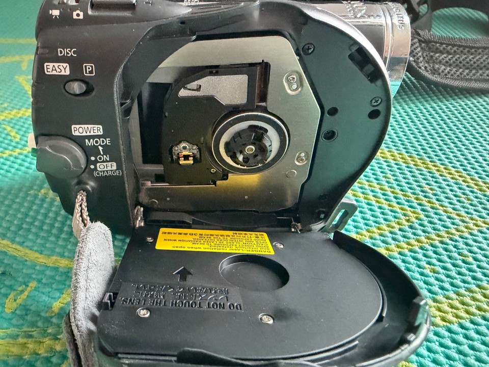 Canon DC410 Mini DVD Digital Camcorder - Partially Tested - Read | eBay