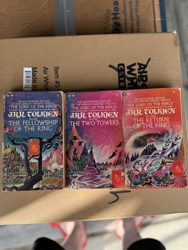JRR Tolkien Vintage 1966 Lord Of The Rings Trilogy Books | eBay