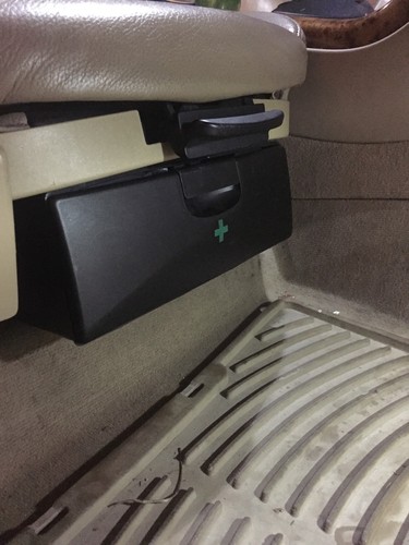 BMW X5 E53 00-06 OEM UNDER PASSENGER FRONT SEAT FIRST AID KIT COMPLETED ...