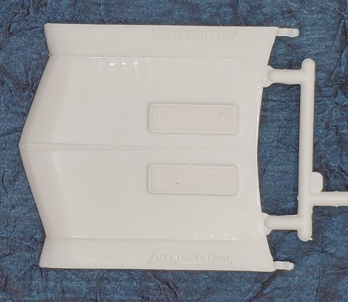 AMT 66 Buick Wildcat Fuel Injection Hood, On Tree, Model Car Parts ...