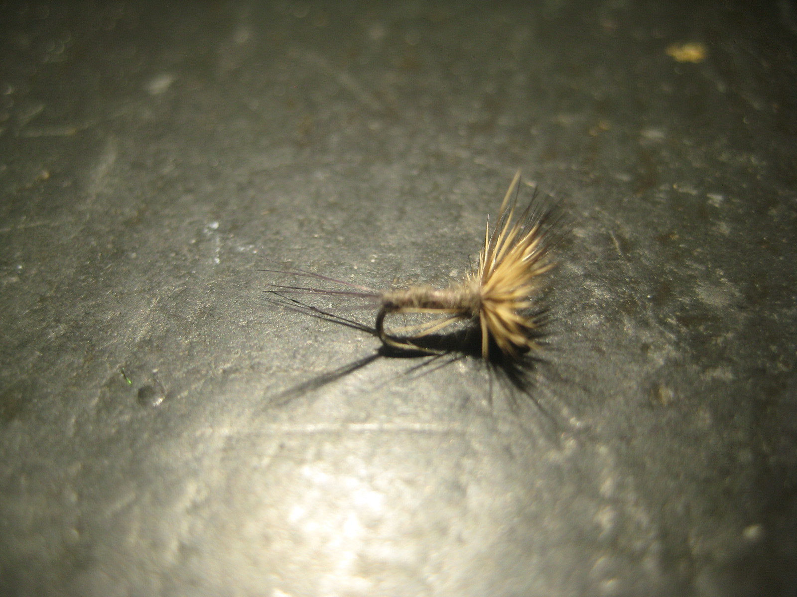 6 Size 22 COMPARA DUN ADAMS PREMIUM LIGAS FLY FISHING FLIES | eBay