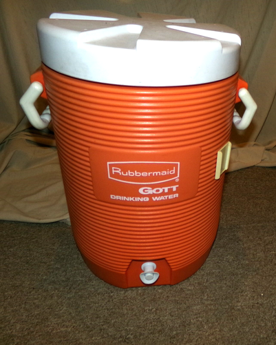 Rubbermaid GOTT 5 Gallon (20L) Orange Water Cooler w/ Lid & Spout Clean ...