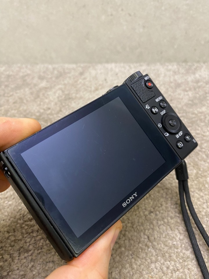 Sony Cyber-Shot DSC-HX90V Digital Camera 18.2MP 30x Optical Zoom Wi-Fi ...