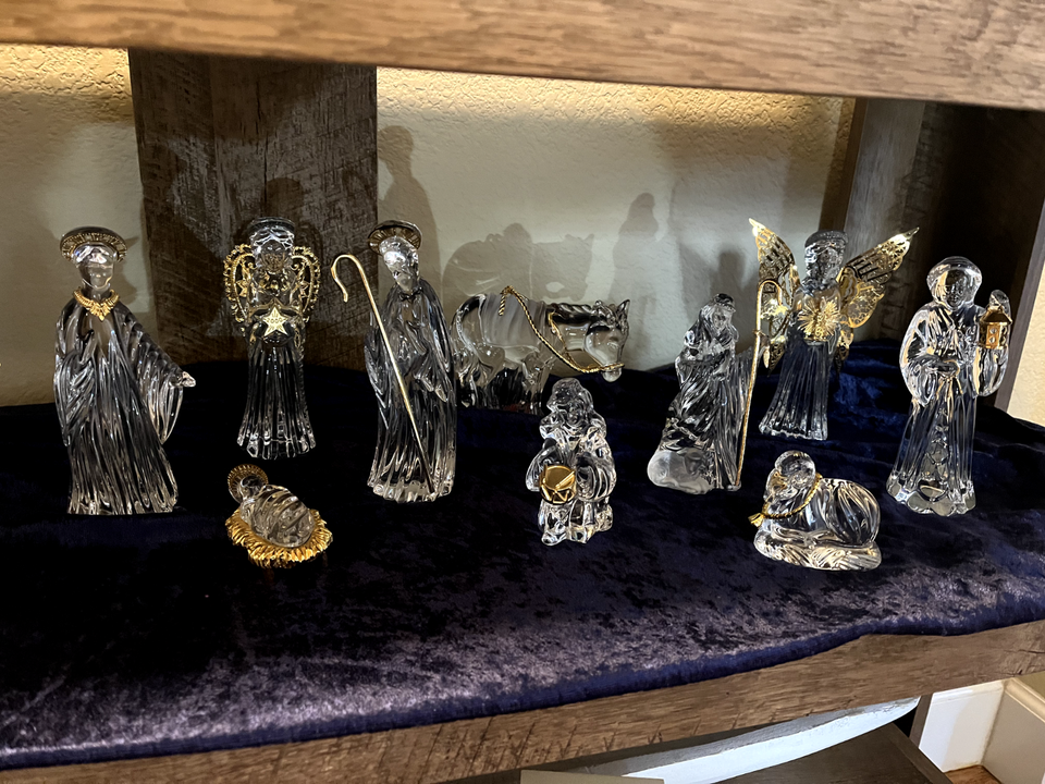 Gorham Crystal Nativity Set Complete - Ox - Angel of Light - Inn Keeper ...