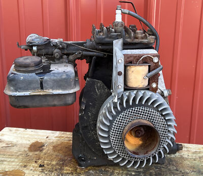 Vintage Briggs & Stratton Motor with Nice Tank (zz) | eBay