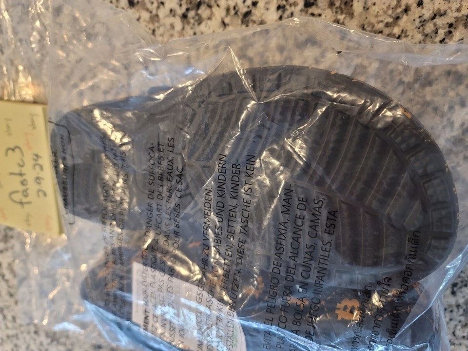 BITCOIN CROCS SIZE Men 9 US RARE LIMITED | eBay