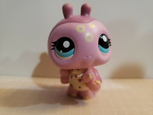 Authentic littlest pet shop #2308 ladybug light up Lps | eBay