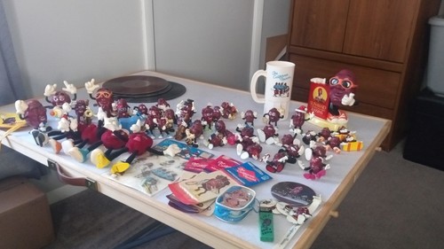 California Raisin Figures, Buttons, Erasers, Watch, Cup, Bank | eBay