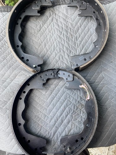 2000 Ford E-250 rear brake pads- new | eBay